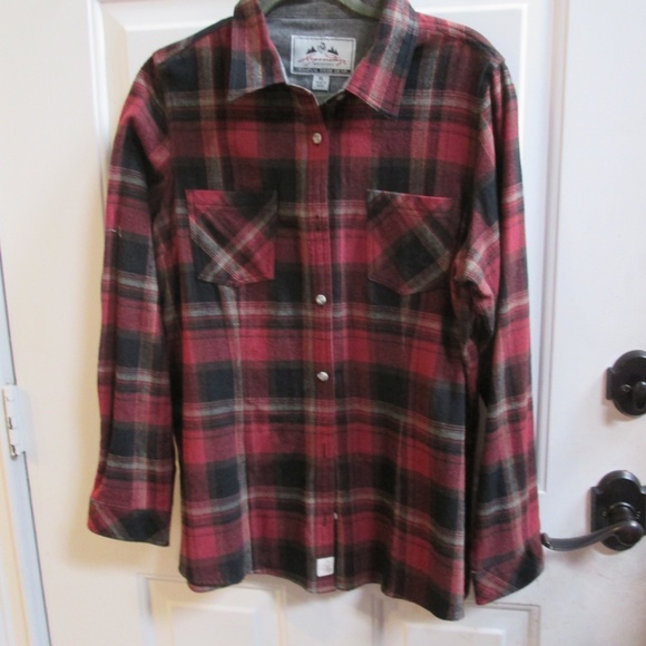 Legendary Whitetails | Tops | New Legendary Whitetails Womens Cottage ...